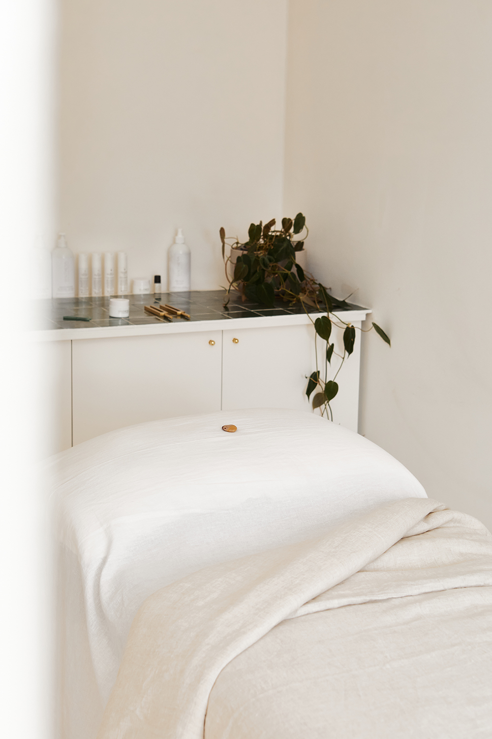 Kiva Spa – OM BYRON